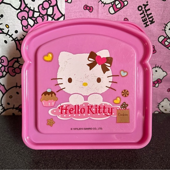 Hello Kitty | Kitchen | Hello Kitty Container | Poshmark